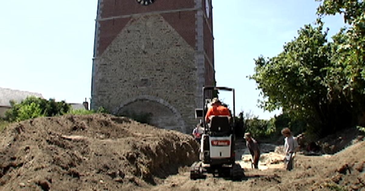 Nouvelles fouilles archéologiques au pied du Beffroi de Gembloux ...