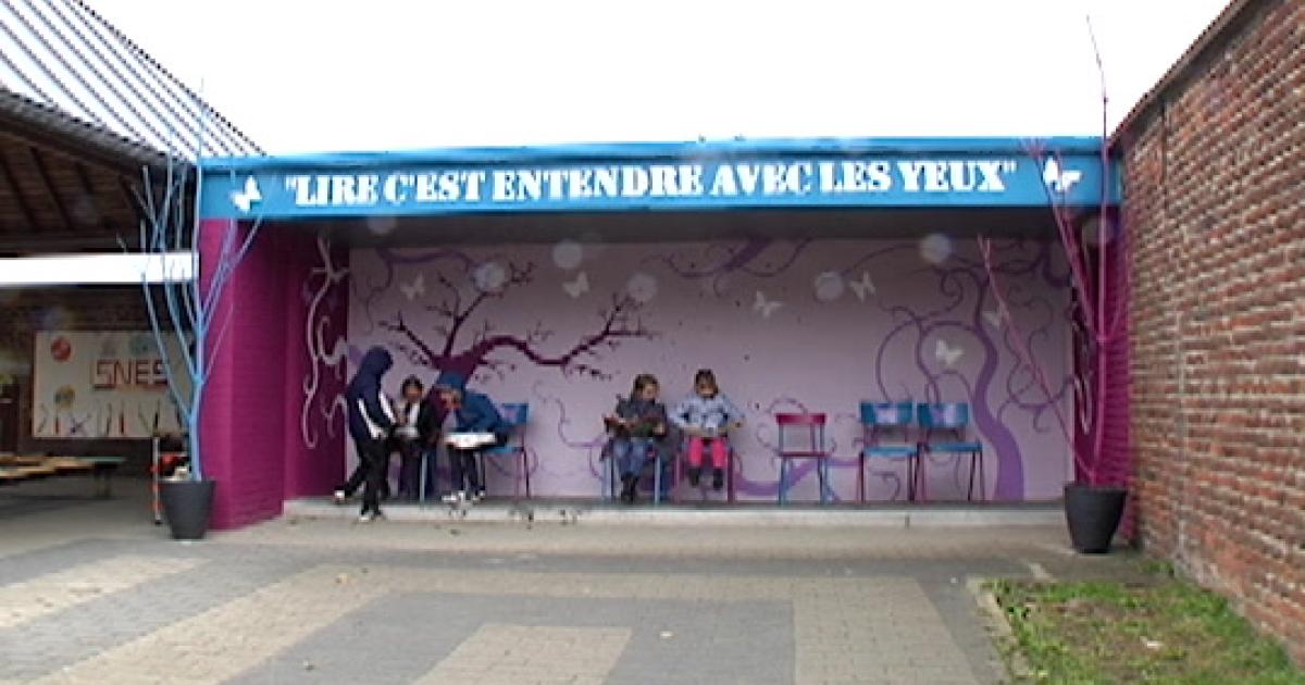 Séquence école #40 : Découverte du nouveau préau de l'école communale ...